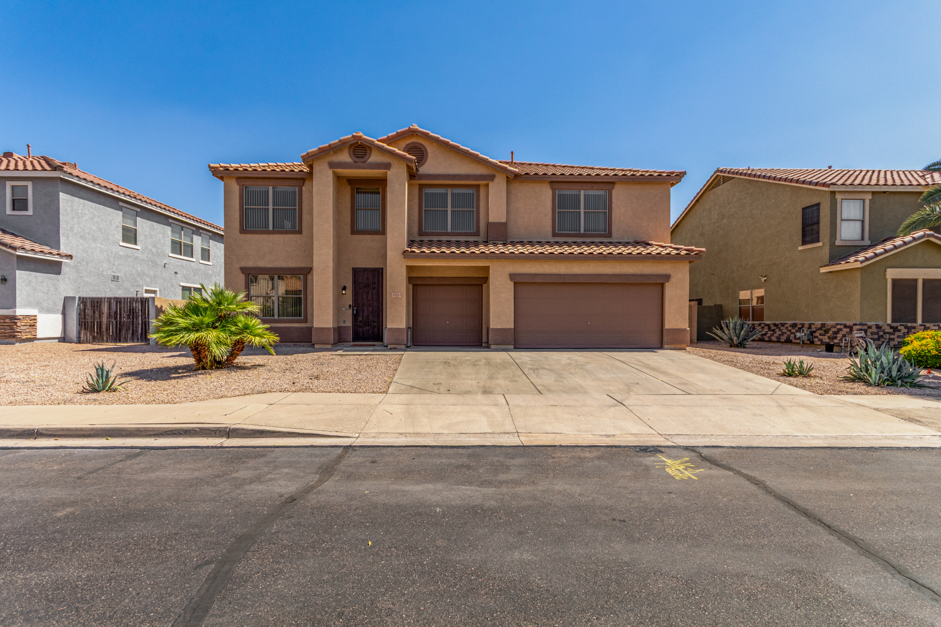 11511 EAST RENATA AVENUE Mesa, AZ 85212