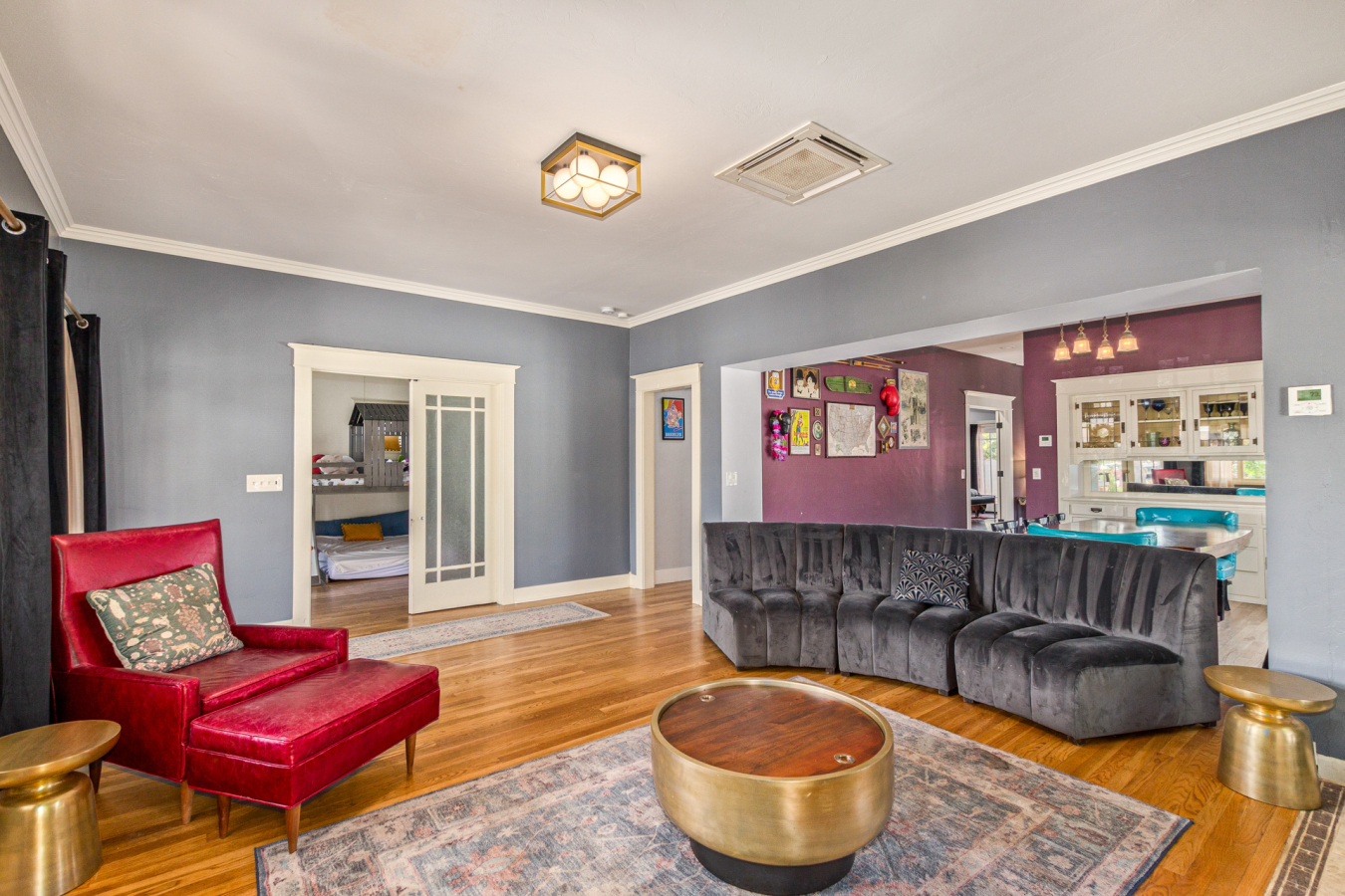 526 W Willetta St Virtual Tour