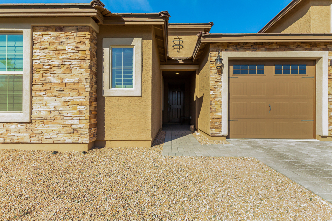 10016 Orange Grove St Virtual Tour