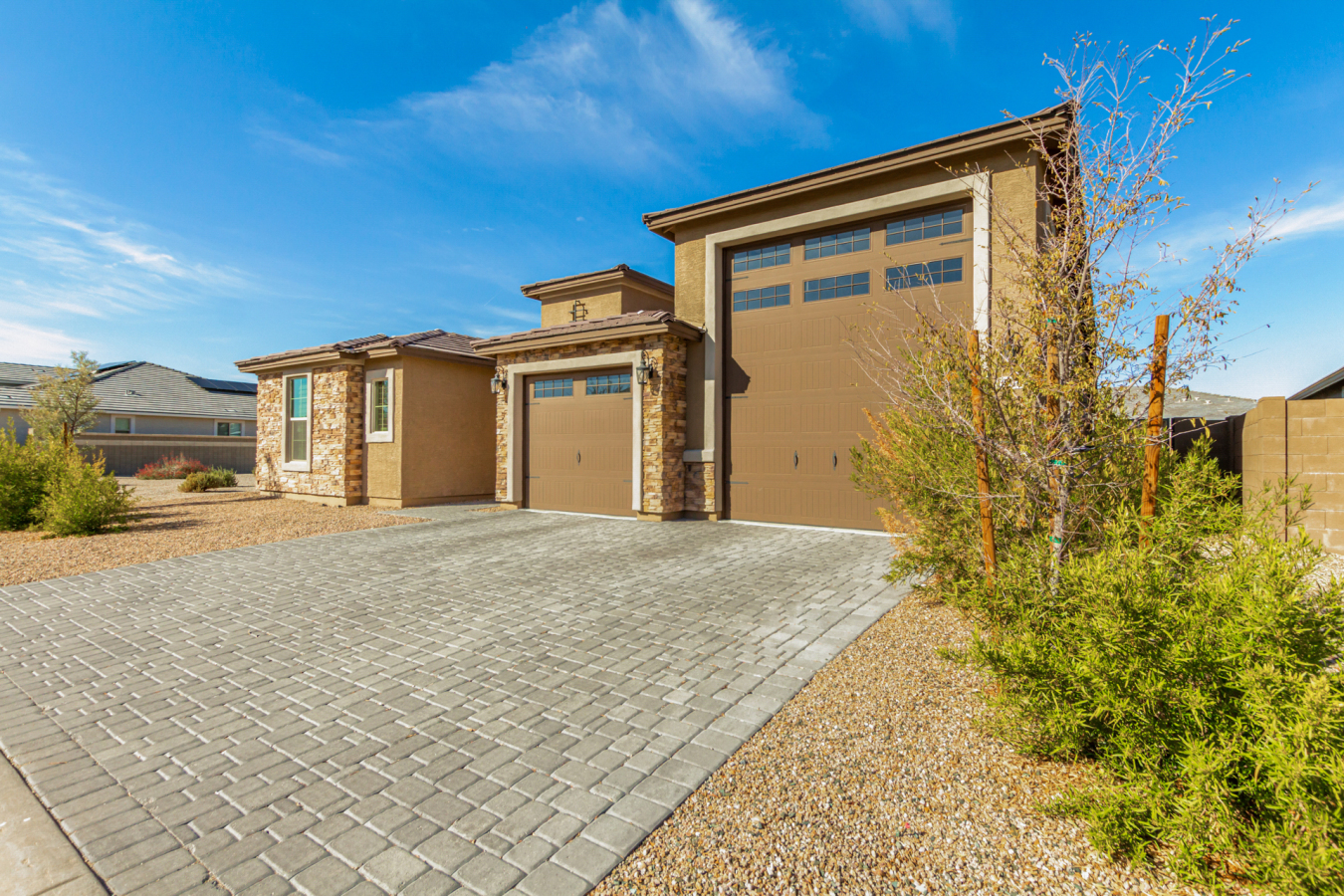 10016 Orange Grove St Virtual Tour