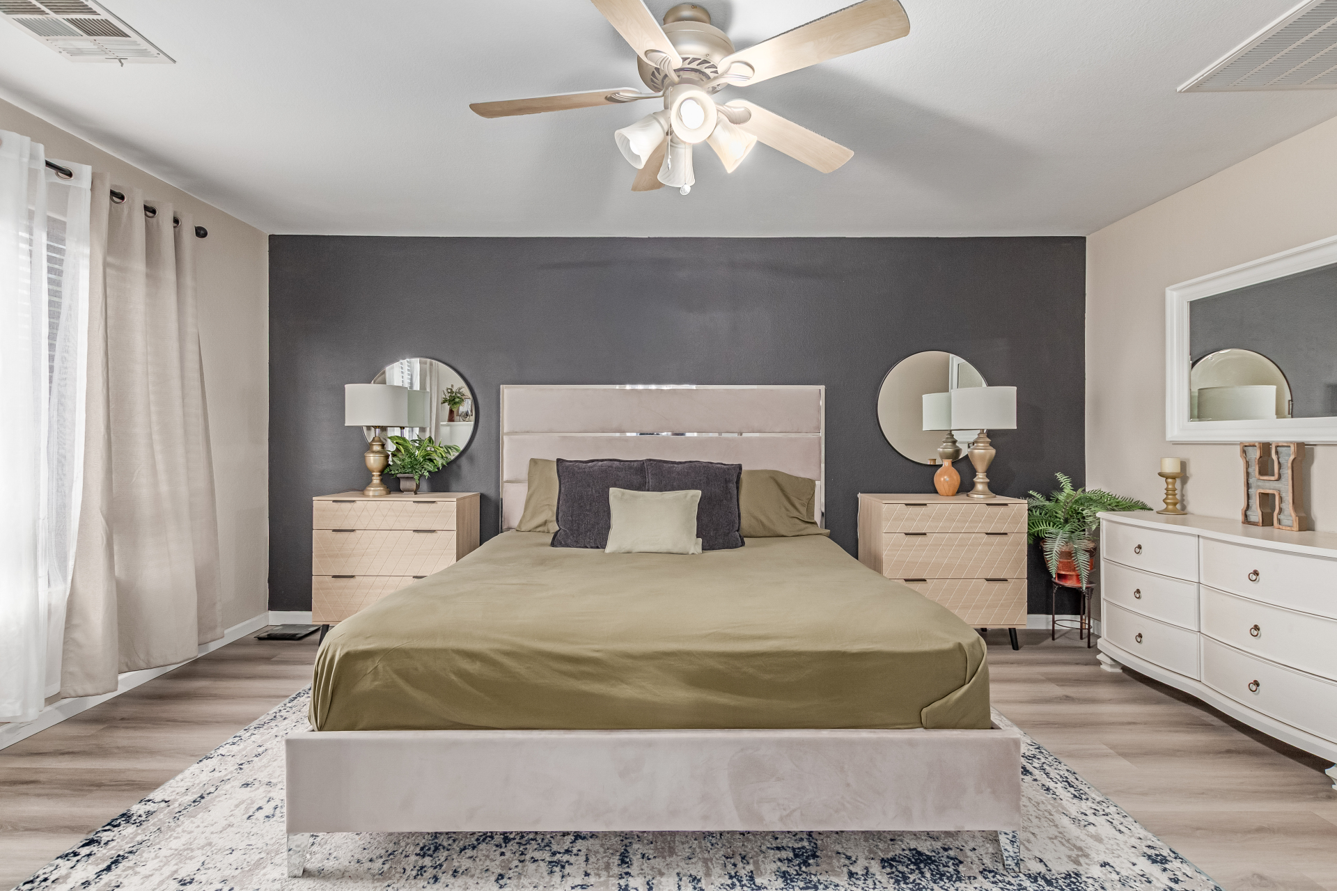 5526 WEST ELLIS DRIVE Laveen, AZ 85339