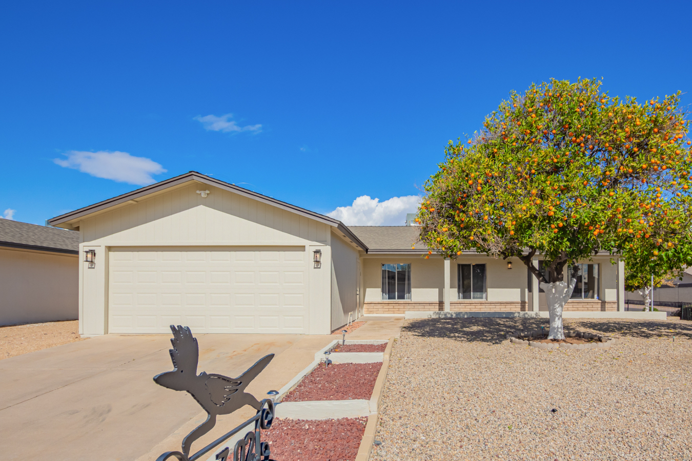 3702 W Hearn Rd Virtual Tour