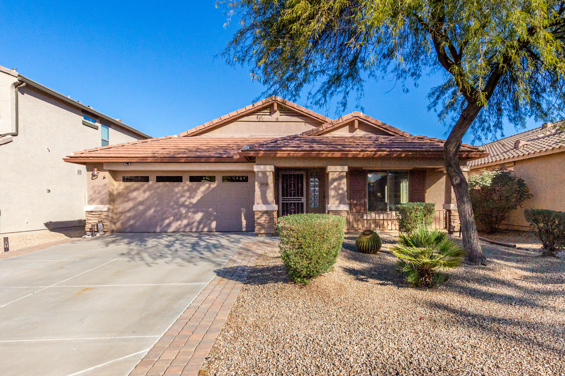 3918 E MICA RD San Tan Valley, AZ 85143