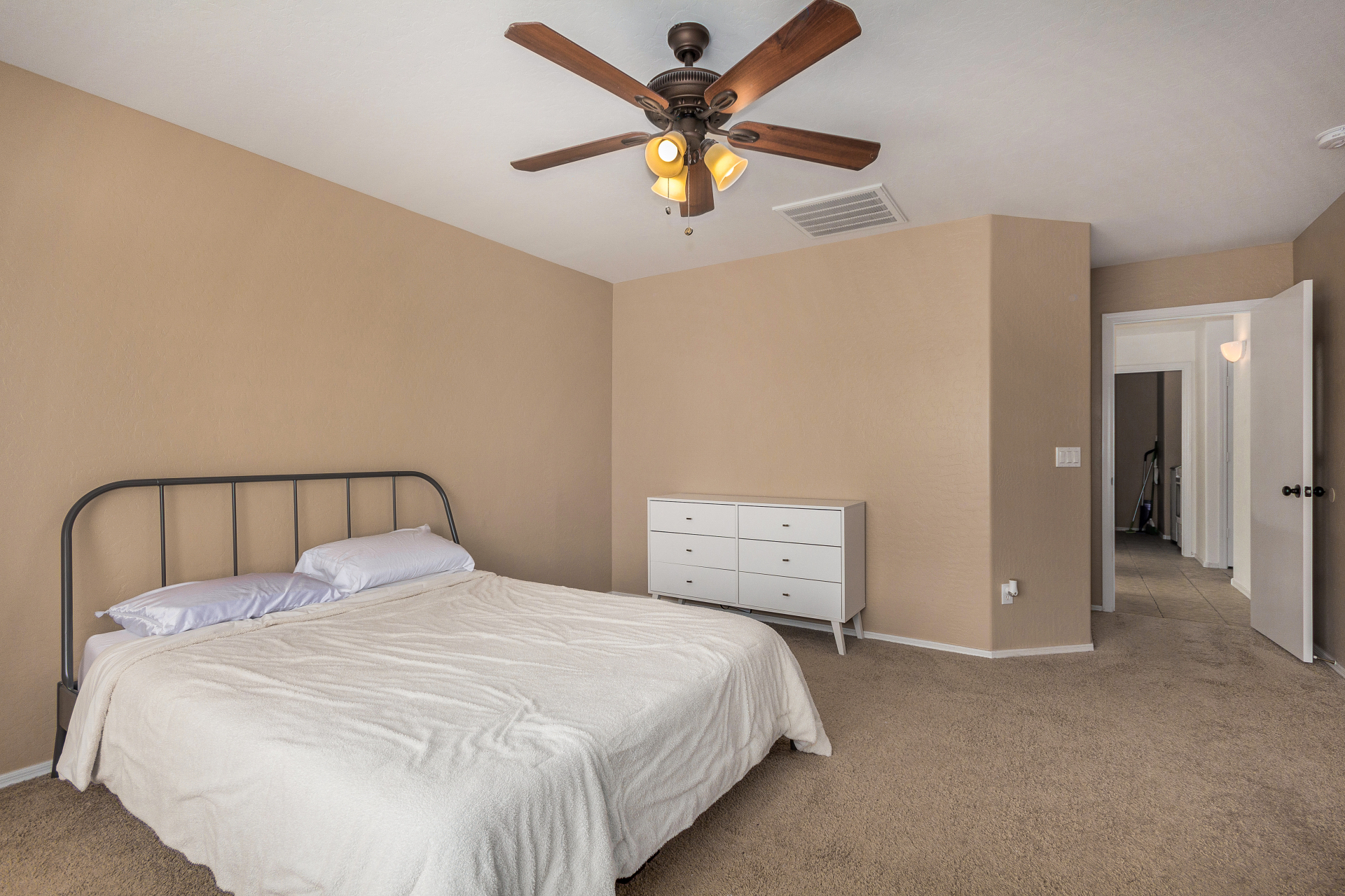 41517 N RANCH DR San Tan Valley, AZ 85140